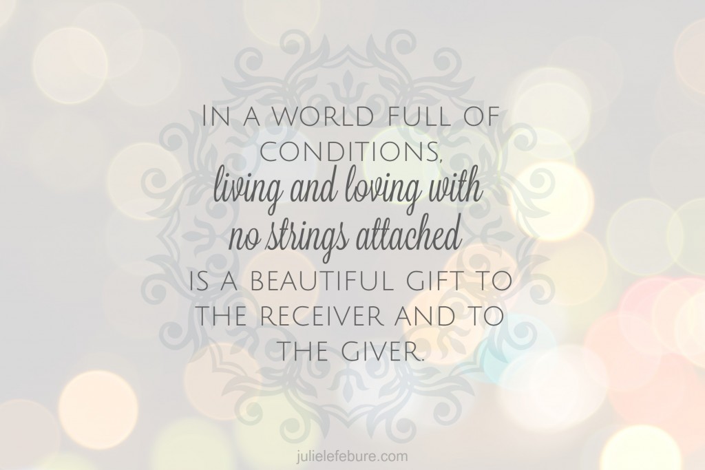 Living And Loving With No Strings Attached - Julie Lefebure